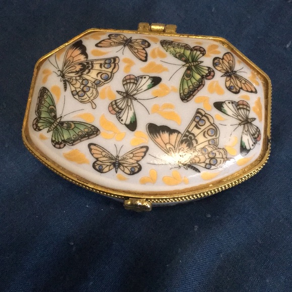 Accents | Vintage Butterfly Trinket Box | Poshmark